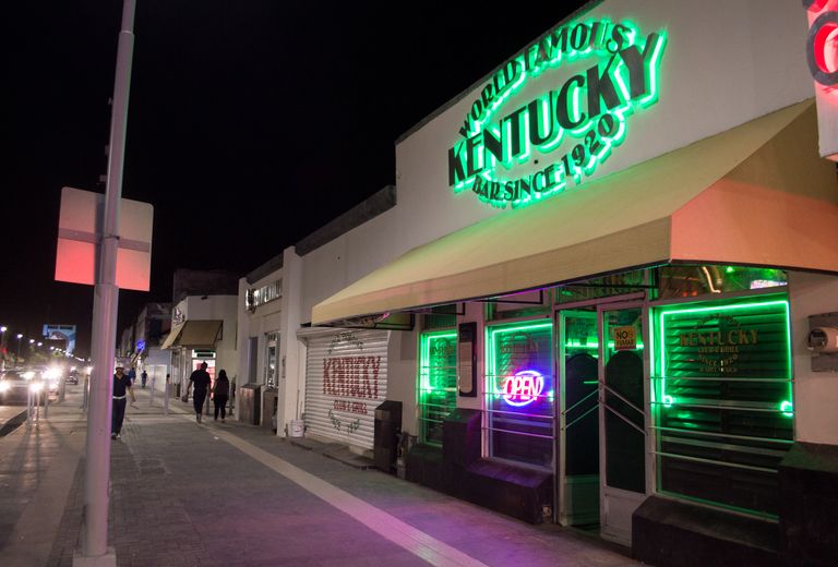 World Famous Kentucky Bar & Grill - Visit El Paso